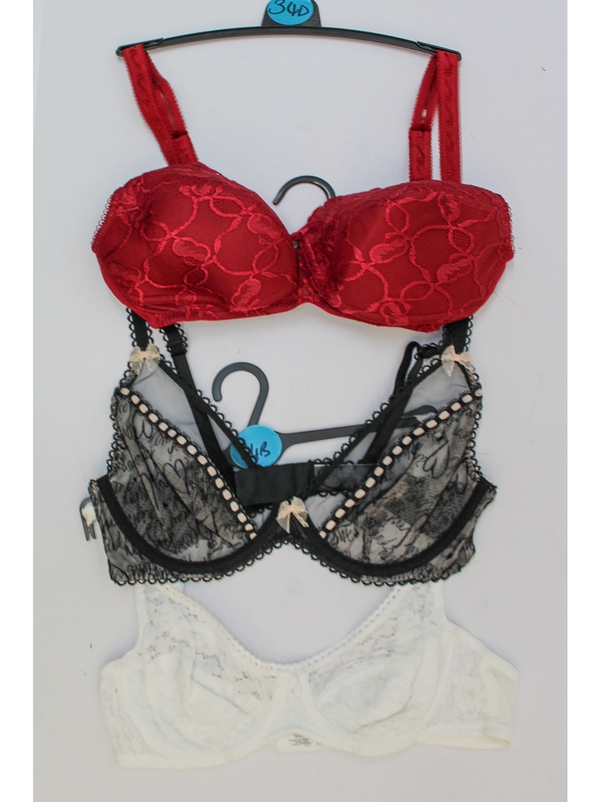 ASSORTED Bras - Size 32 to 36 (B-C-D-DD-E)