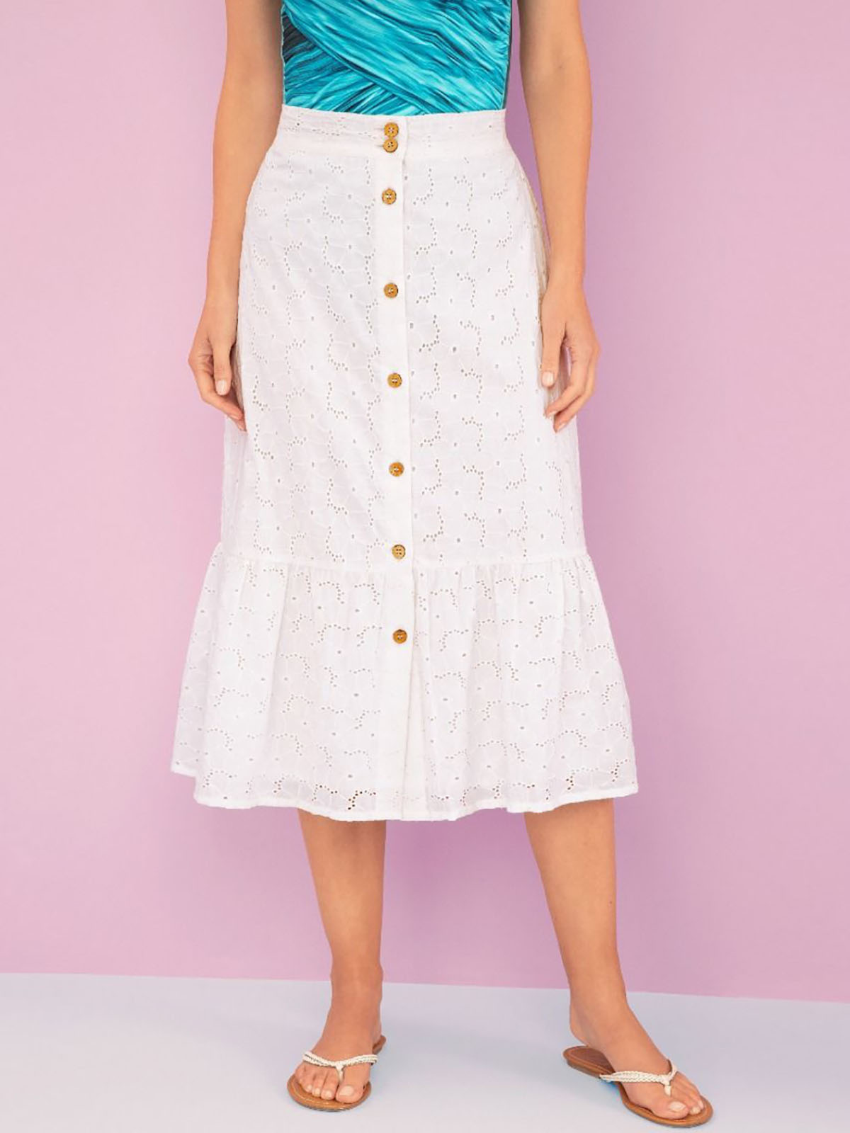 Lily Ella - - L.E. WHITE Trina Broderie Skirt - Plus Size 14 to 20