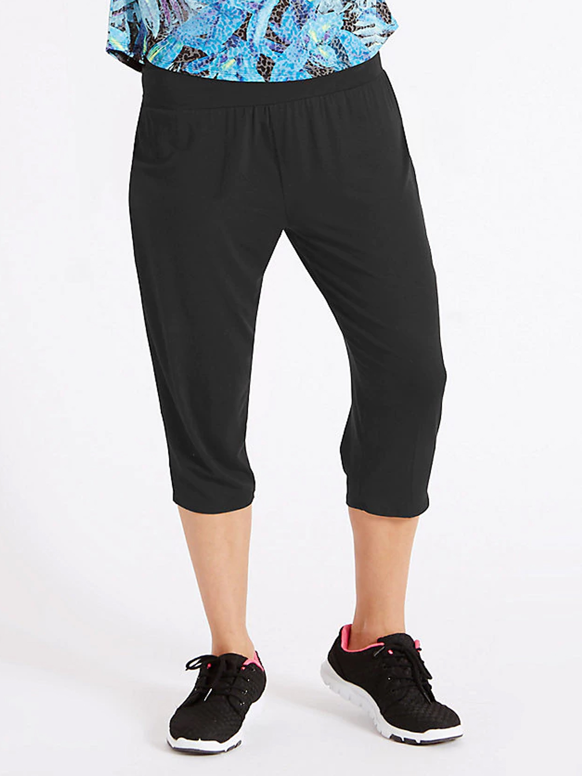 Marks and Spencer - - M&5 BLACK Cropped Yoga Bottoms - Size 6 to 22 Marks and Spencer - - M&5 BLACK Cropped Yoga Bottoms - Size 6 to 22