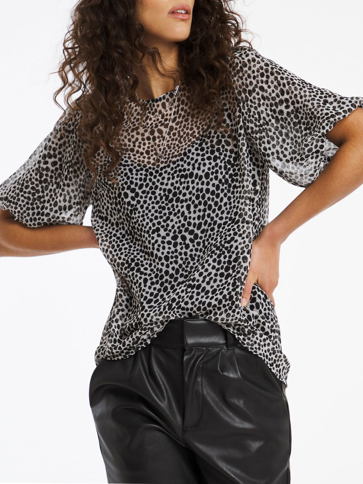JD Williams - - JD Williams MONO Printed Puff Sleeve Top - Plus Size 18 ...